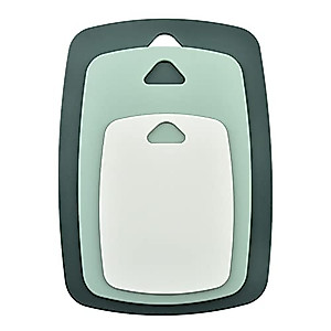 BALMYSPACE Kitchen Plastic Cutting Board Set of 3, Professional Multi Color Chopping Boards Sets,Dishwasher Safe Cutting Boards for Fruit Meat Kitchen, Green