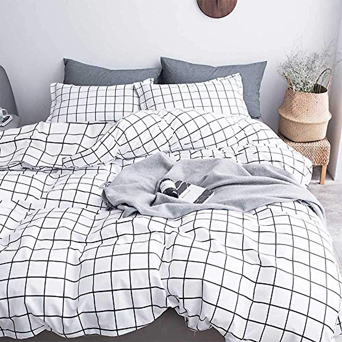 Twin Size Duvet Cover Set, White Plaid Microfiber Down Quilt Bedding Cover with Zip Ties, Farmhouse for Women Men Boys Girls Teen , 2 Piece - 68x90 inch XL Extra Long, Prepy College Dorm Grid Bed Sets