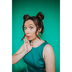 St Patrick's Day Earrings Handmade Shamrock Beaded Dangle Earrings Funny Irish Green Lucky Clover Drop Earrings for Women Holiday Party Jewelry Gifts