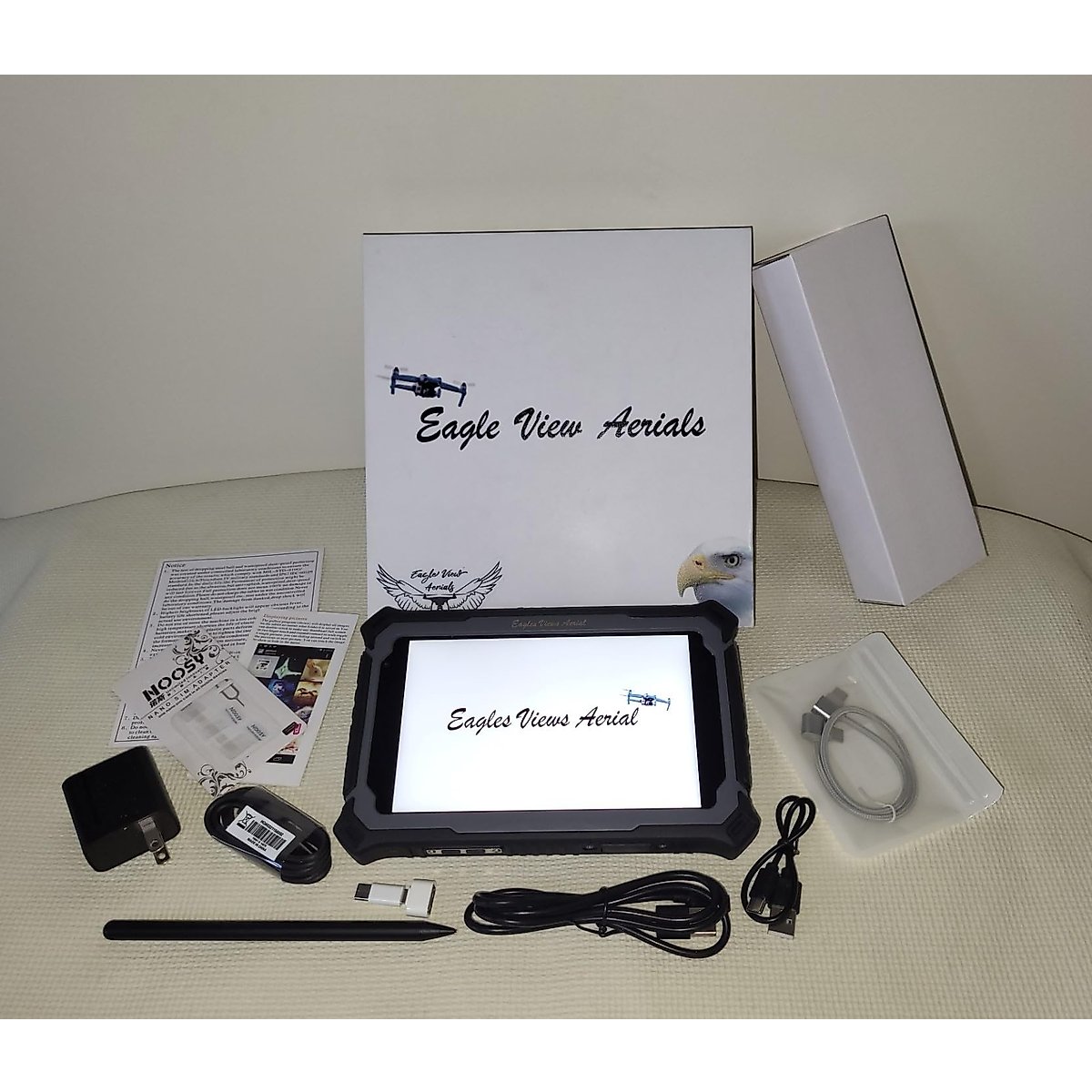 2600 Nit Tablet, Ultra Bright Video, Phone, GPS, Hand Held Computer, Waterproof, Rugged mounting Stand, Versatile Positioning Post, Capacitive Pen, and Positioning Level for Tripod use(Black)