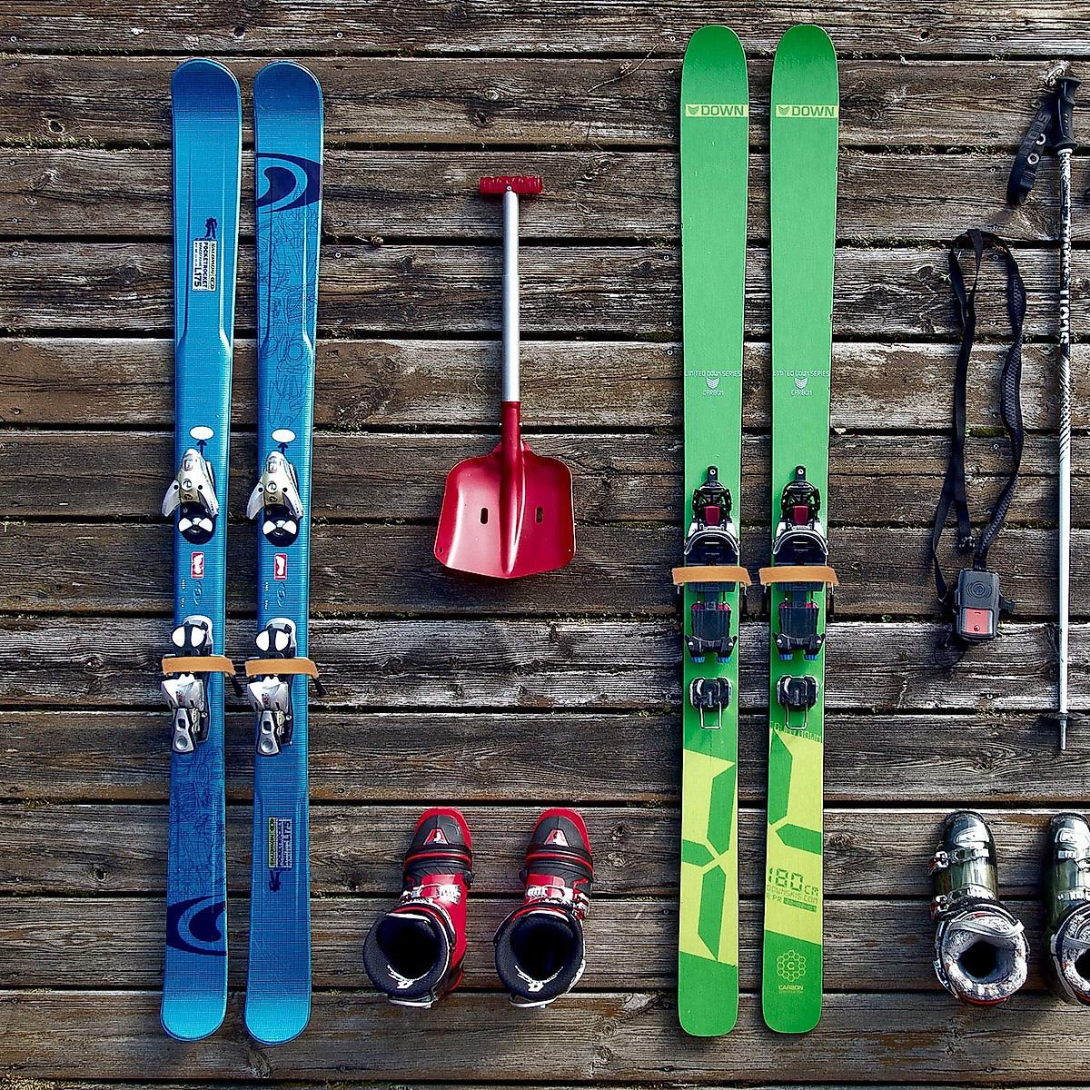 Gejoy 20 Pieces Ski Brake Retainers Rubber Brake Band Snowboard Retainers for Outdoor Sports