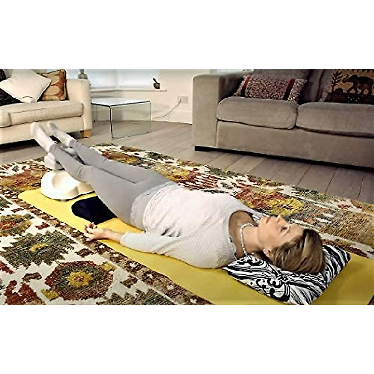 FlexxiCore Passive Exerciser, Chi Swing Machine with Heavy-Duty Motor, Precisely Variable Speeds, 3 preset Programs and Manual Mode; Continuous Passive Motion Ideal for backcare; Comfortable Padding