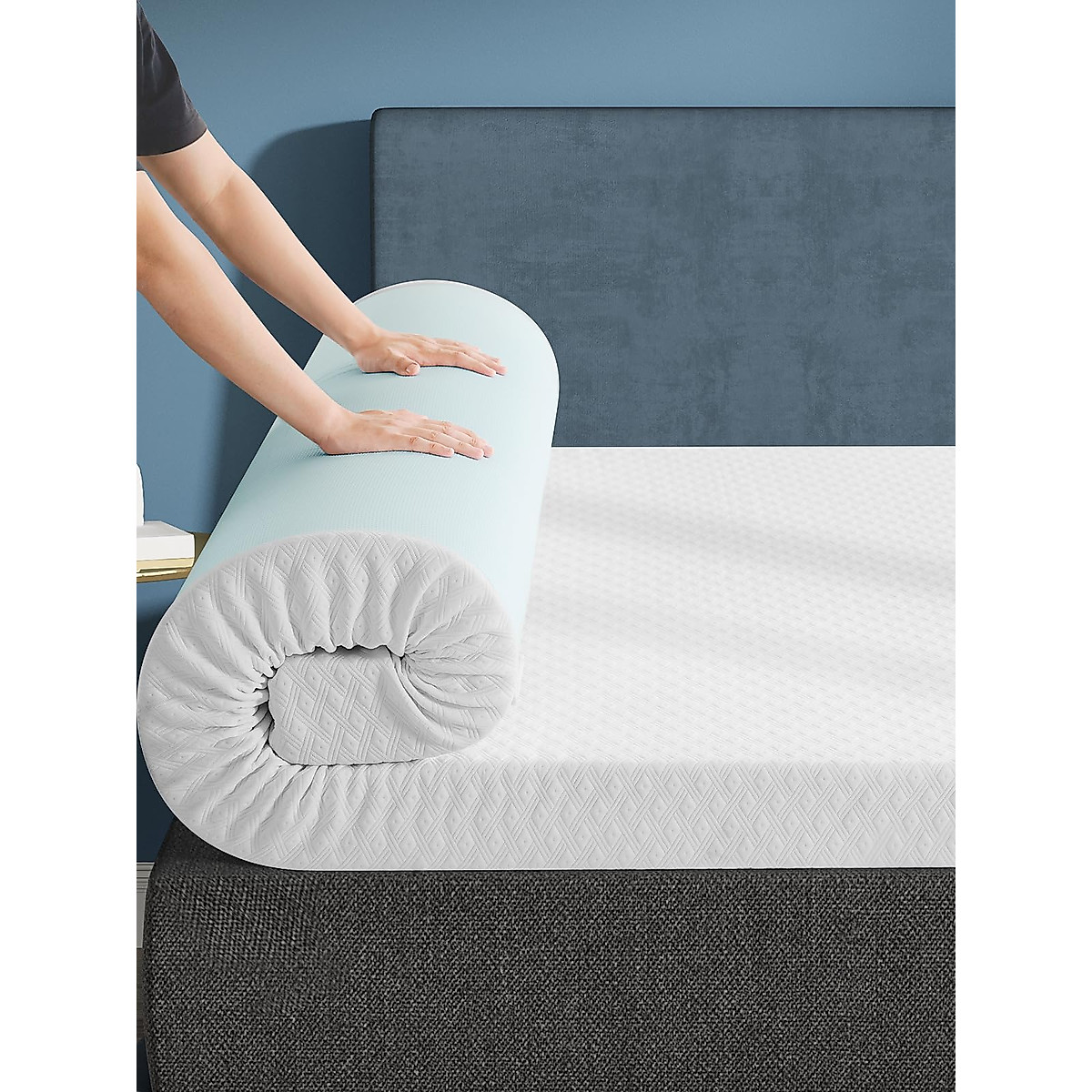 RISAR Two-piece Set：Queen size 3inch memory foam mattress topper & Queen Size Waterproof Mattress Protector.