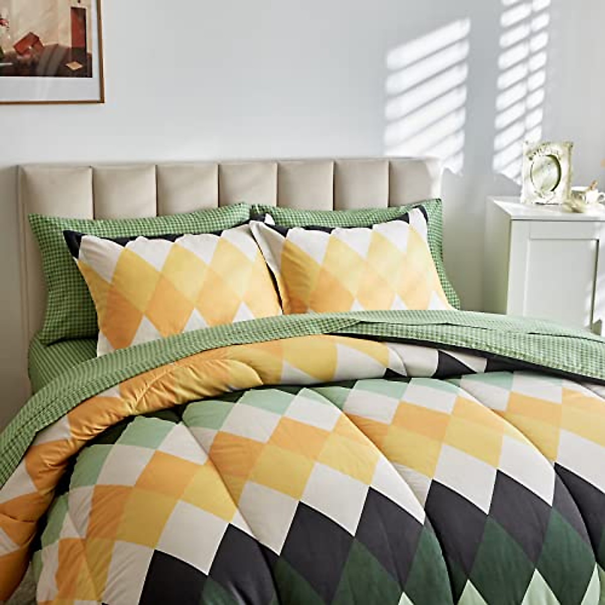 UOZZI BEDDING Rhombus Comforter Sheet Set 7 Pieces Bed in a Bag White Green Yellow Diamond Queen Size (1 Comforter 2 Pillow Shams 1 Flat Sheet 1 Fitted Sheet 2 Pillowcases)