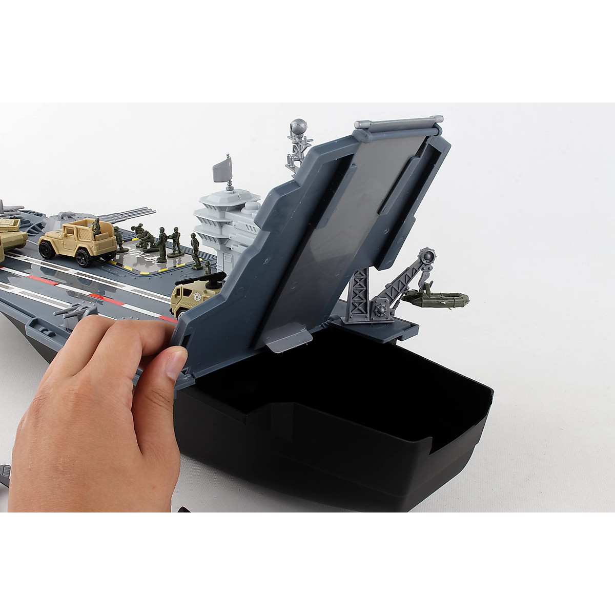 Daron Worldwide Trading Aircraft Carrier BP96243 Playset ,for 36 months to 180 months Gray