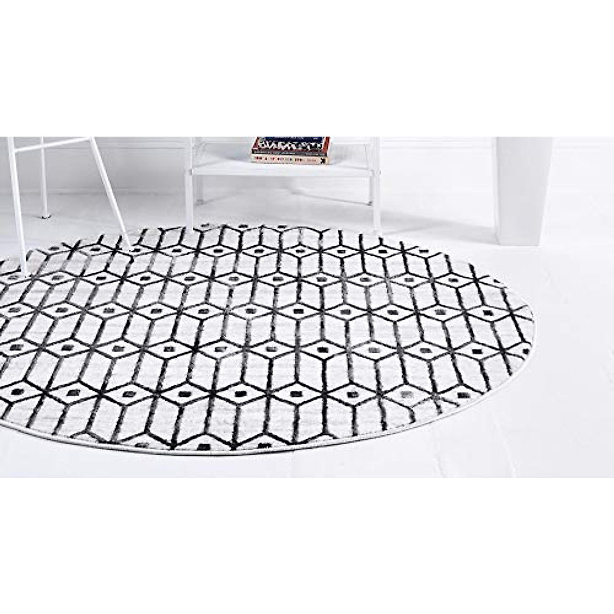 Rugs.com Lattice Trellis Collection Rug – 8 Ft Round White Low-Pile Rug Perfect for Kitchens, Dining Rooms