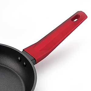 Hamilton Beach Aramco Skillet Frying Pan,12-Inch, Nonstick PFOA-Free Coating, High Performance Forged Aluminum, Induction Compatible, Stay-Cool Bakelite Handle, Large Size, Black with Red Handle