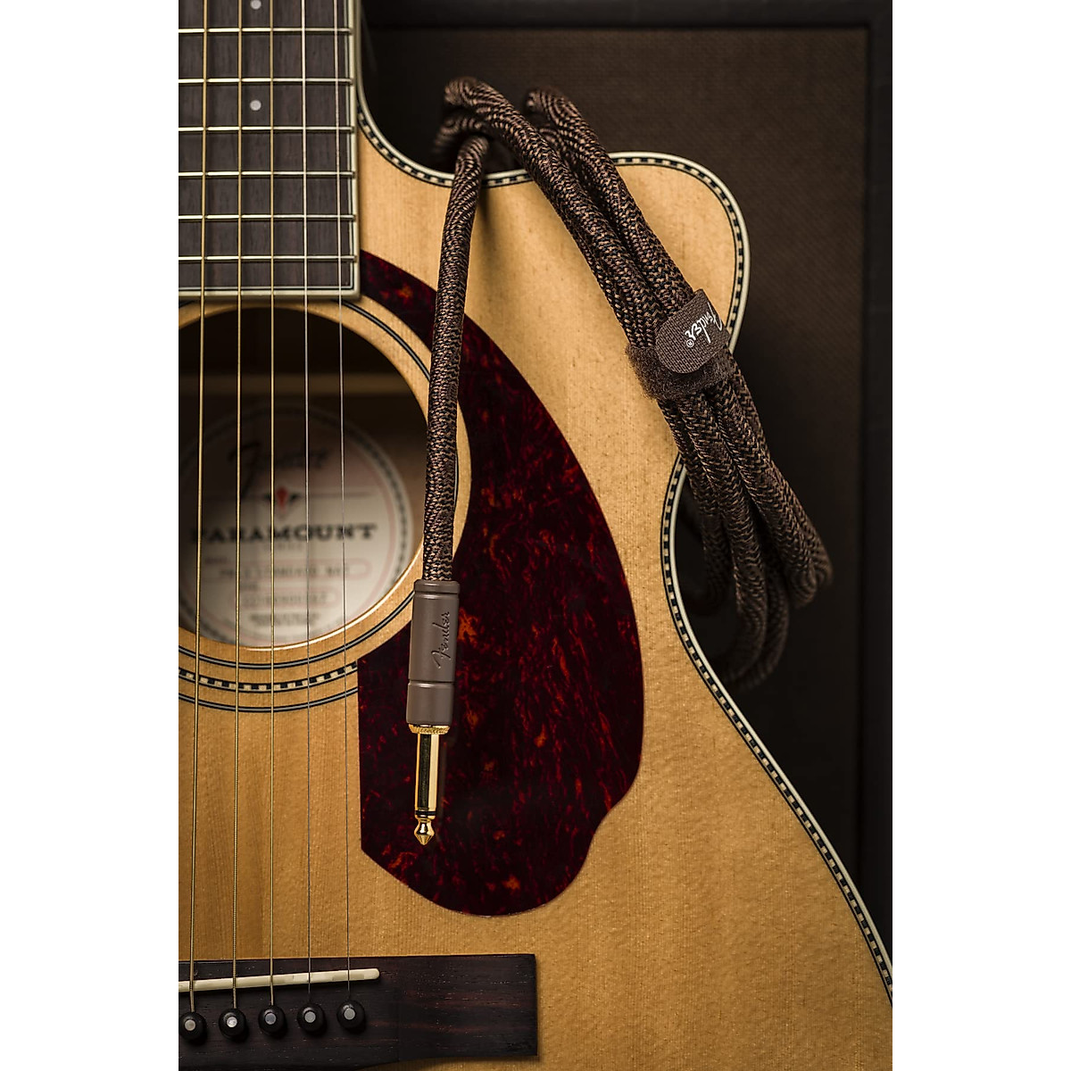 Fender Instrument Cable, 1/4" Straight, Brown, 10 feet (990910007)