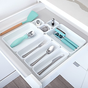 Smart Design Interlocking Drawer Organizer - 8 Piece Set - BPA Free - Utensils, Flatware, Office, Personal Care, or Makeup Storage - Kitchen - White