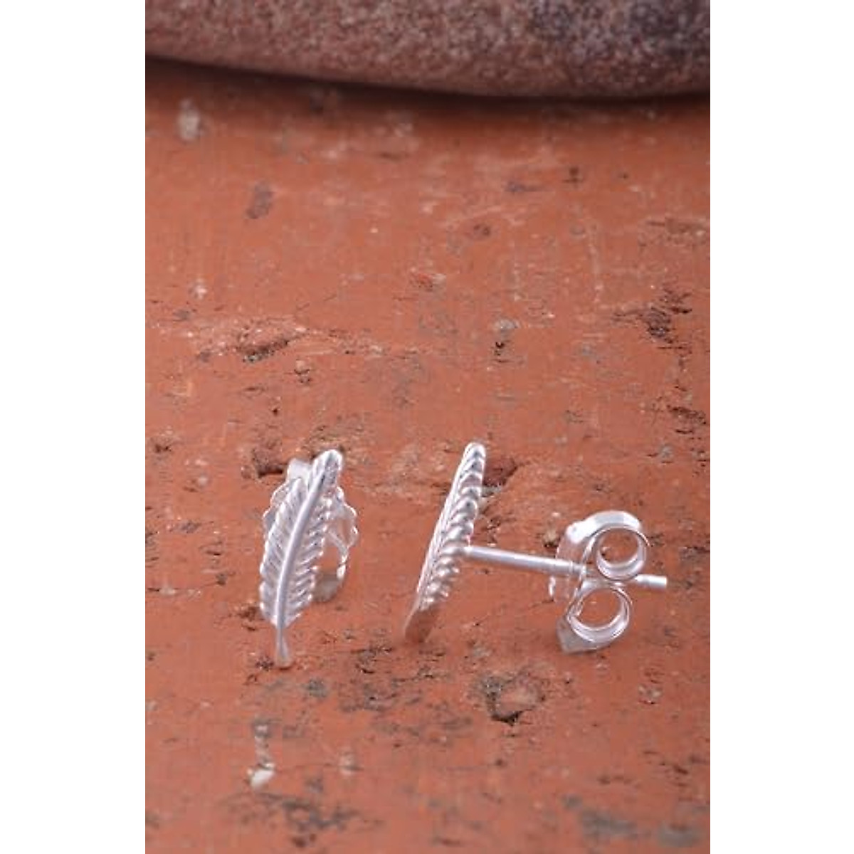 Sterling Silver Womens Dainty Feather Stud Earrings Gifts for Girlfriend Ladies 0.39in