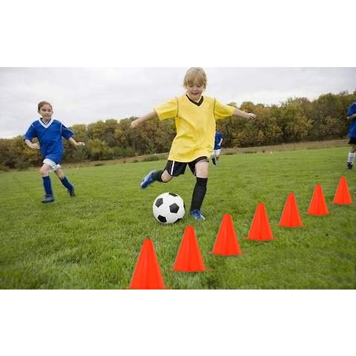 BLQH 36 Pack 7 Inch Plastic Traffic Cones Sport Training Cone Sets Field Marker Cones for Skate Soccer Agility Training & Physical Education Flexible (36)