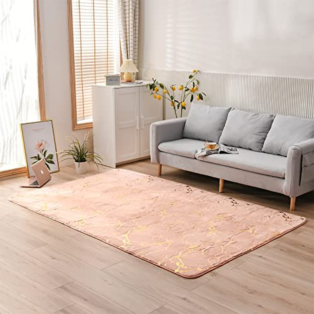 Aimuan Pink Rug Soft Gold Marble Metallic Glitter Area Rug Nursery for Princess Prince Modern Faux Rabbit Fur Mat Fluffy Plush Velvet Home Carpet Throw Rug Non-Skid Dots Backing (Pink, 5×8ft)