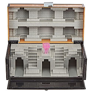 Mattel Minecraft Collector Chest and Exclusive Mini Figure, Carrying Chest for Video-Game Characters for Playing, Trading, and Collecting, Action and Battle Toy for Kids Ages 6 Years and Older
