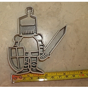 KNIGHT IN SHINING ARMOR WITH SWORD RENAISSANCE MEDIEVAL MIDDLE AGES COOKIE CUTTER MADE IN USA PR776