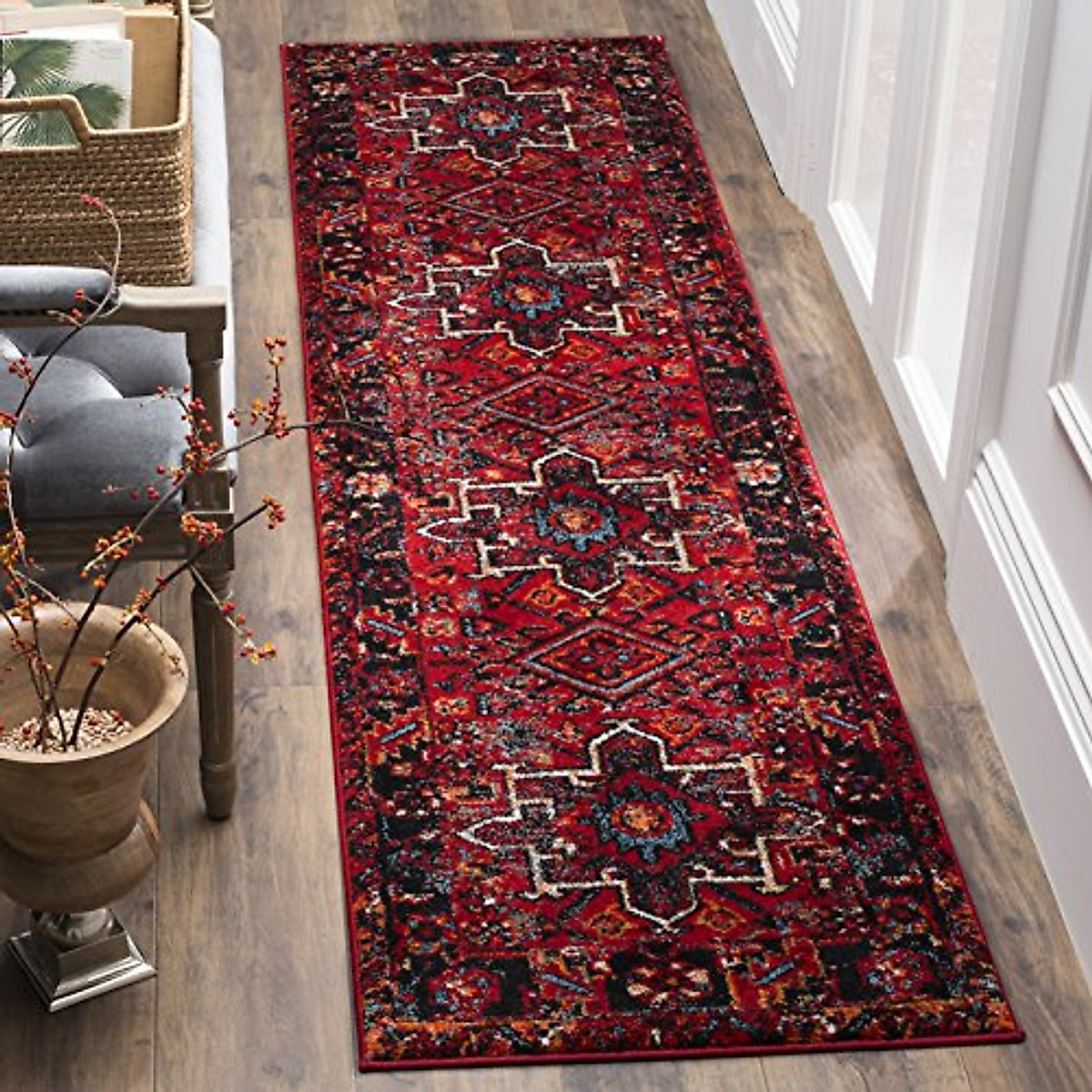 SAFAVIEH Vintage Hamadan Collection Accent Rug - 2'3" x 4', Red & Multi, Oriental Persian Design, Non-Shedding & Easy Care, Ideal for High Traffic Areas in Entryway, Living Room, Bedroom (VTH211A)