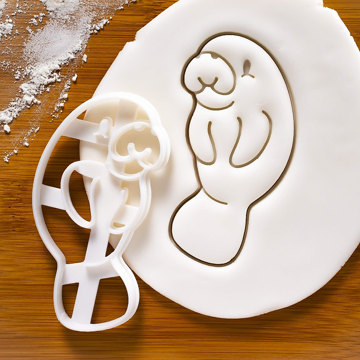 Cute Manatee cookie cutter, 1 piece - Bakerlogy