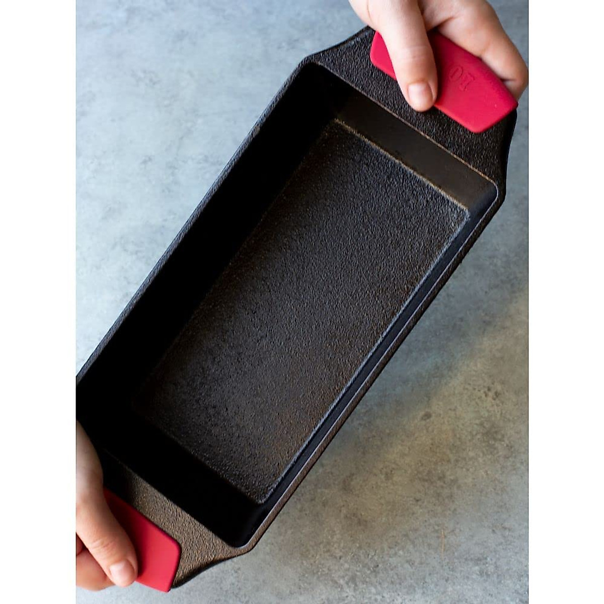 Lodge 15.5"x10.5" Cast Iron Baking Pan ASBG41 Bakeware Silicone Grips, Red, Set of 2