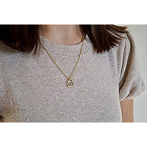 VIROMY Delicate Gold House Pendant Necklace for Women 14K Gold Filled Dainty House Charm Necklace Minimalist Everyday Jewelry for Women