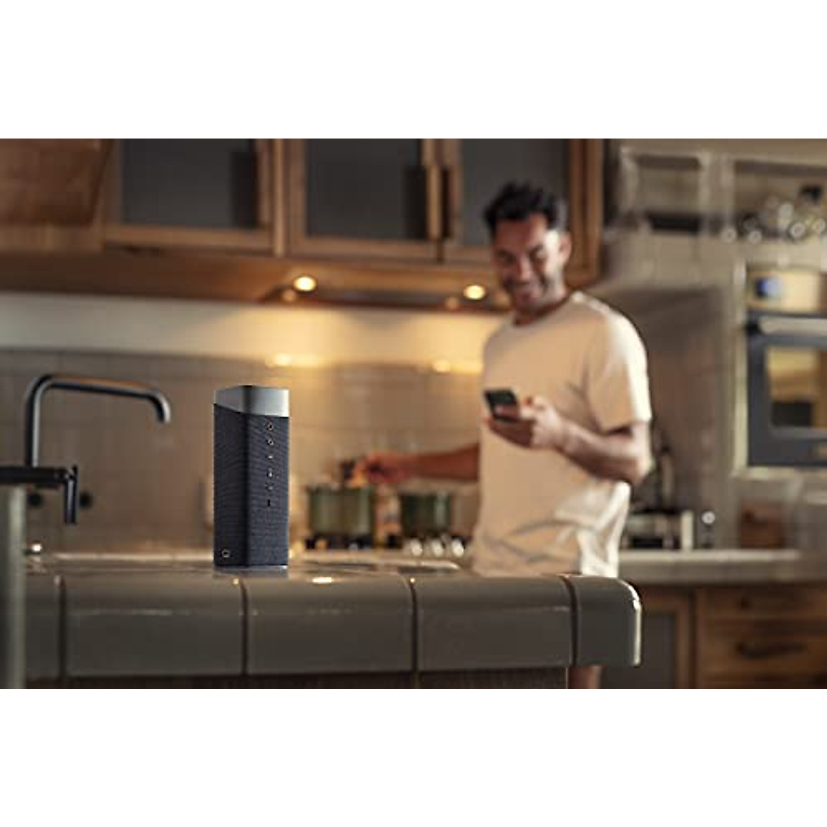 PHILIPS S7505 Wireless Bluetooth Speaker with Built-in Power-Bank, Large Bold Sound, Up to 20 Hours Playtime, IPX7 Waterproof, Shower Ready, Large Size, Gray