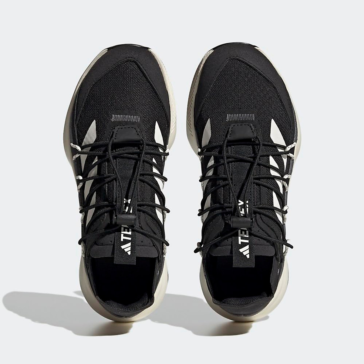 adidas Women's Terrex Voyager 21 Sneaker, Black/Chalk White/Grey, 10.5