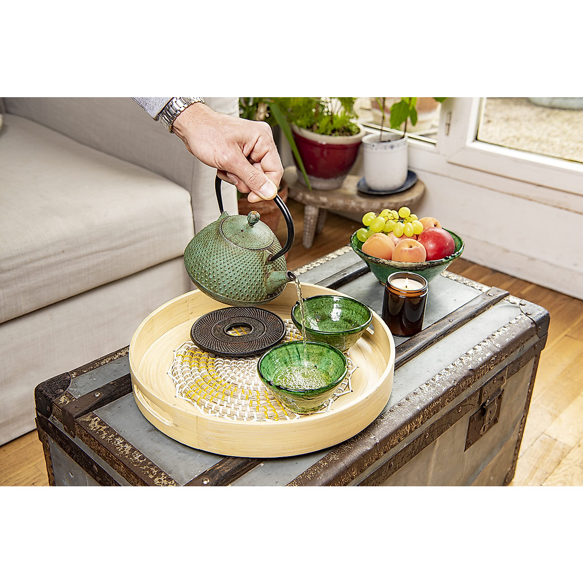 Round seagrass woven tray with handles, bamboo and seagrass tray, handmade decorative tray for table counter piece, coffee table and breakfast tray, wicker fruit basket, , hanging wall basket(14 inch)