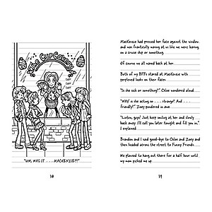 Dork Diaries 10: Tales from a Not-So-Perfect Pet Sitter (10)