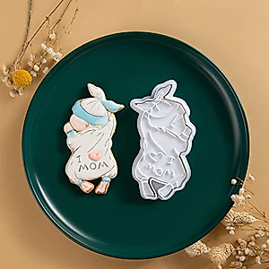Flycalf Baby Cookie Cutter with Plunger Stamps Love Mom Baby Shower Biscuit Cutter Baking Kitchen Cake Decor Plastic 3.5" Cutter Molds Gifts for Kids Party Supplies