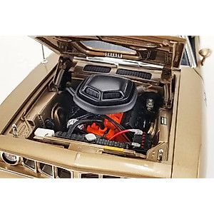 ModelToyCars 1971 Plymouth Hemi Barracuda w/Vinyl Top, Gold Leaf - Acme A1806126VT - 1/18 Scale Diecast Car