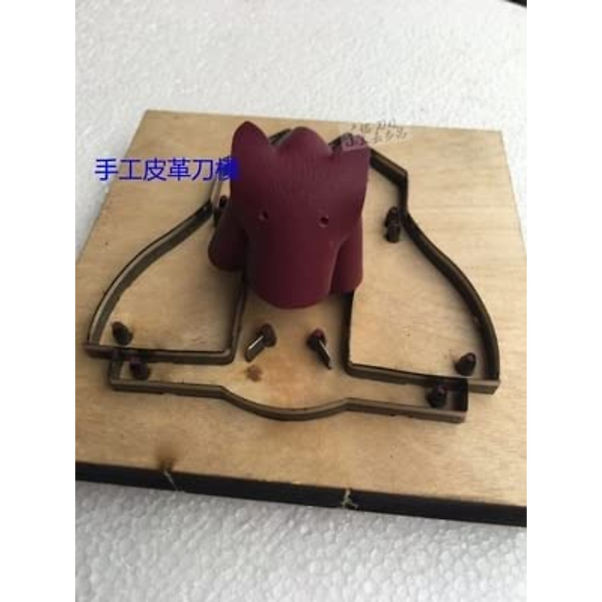 Elephant cow bear wolf hippo abstract animal knife - (Color: Elephant)