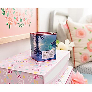 Disney Princess Home Collection Mulan 11-Ounce Scented Tea Tin Candle with Magnolia Blossom Fragrance | 28-Hour Burn Time | Home Decor Housewarming Essentials, Cute Gifts and Collectibles