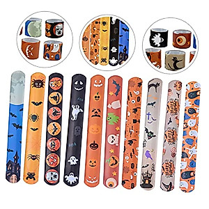 FOYTOKI 250 pcs Fillers Decorations Random Halloween Assorted Classroom Prizes Supplies Decoration Ring Witches Favors Goodie Bag Bracelet Spider Wristbands Bracelets Kids Party Snap Bulk