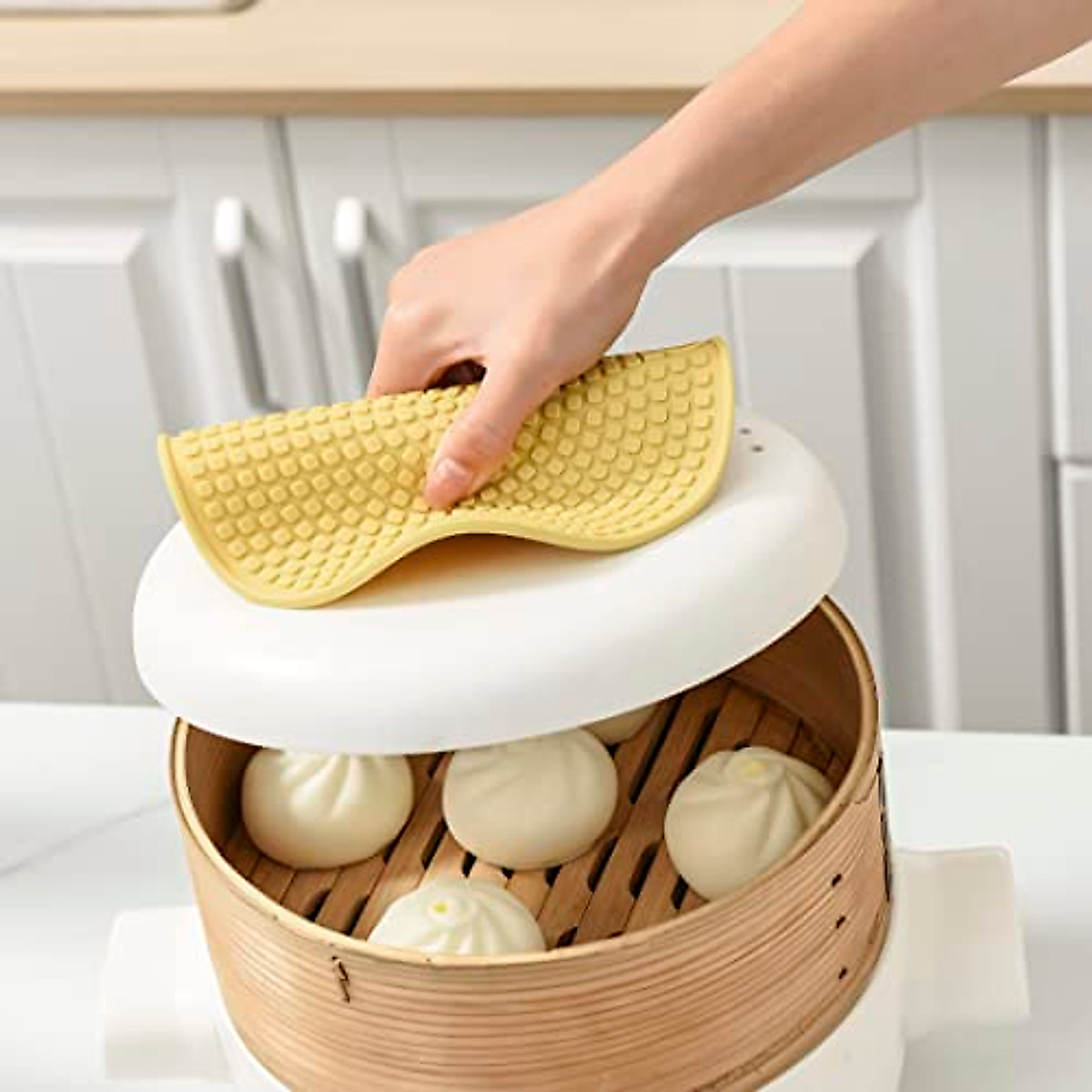 4PCS Silicone Trivet Mat, Heat Resistant Pot Holders, Multipurpose Non-Slip Kitchen Hot Pads for Countertops & Tables, Kitchen Trivets for Hot Dishes & Cookware, Hot Pot Holder for Pots & Pans