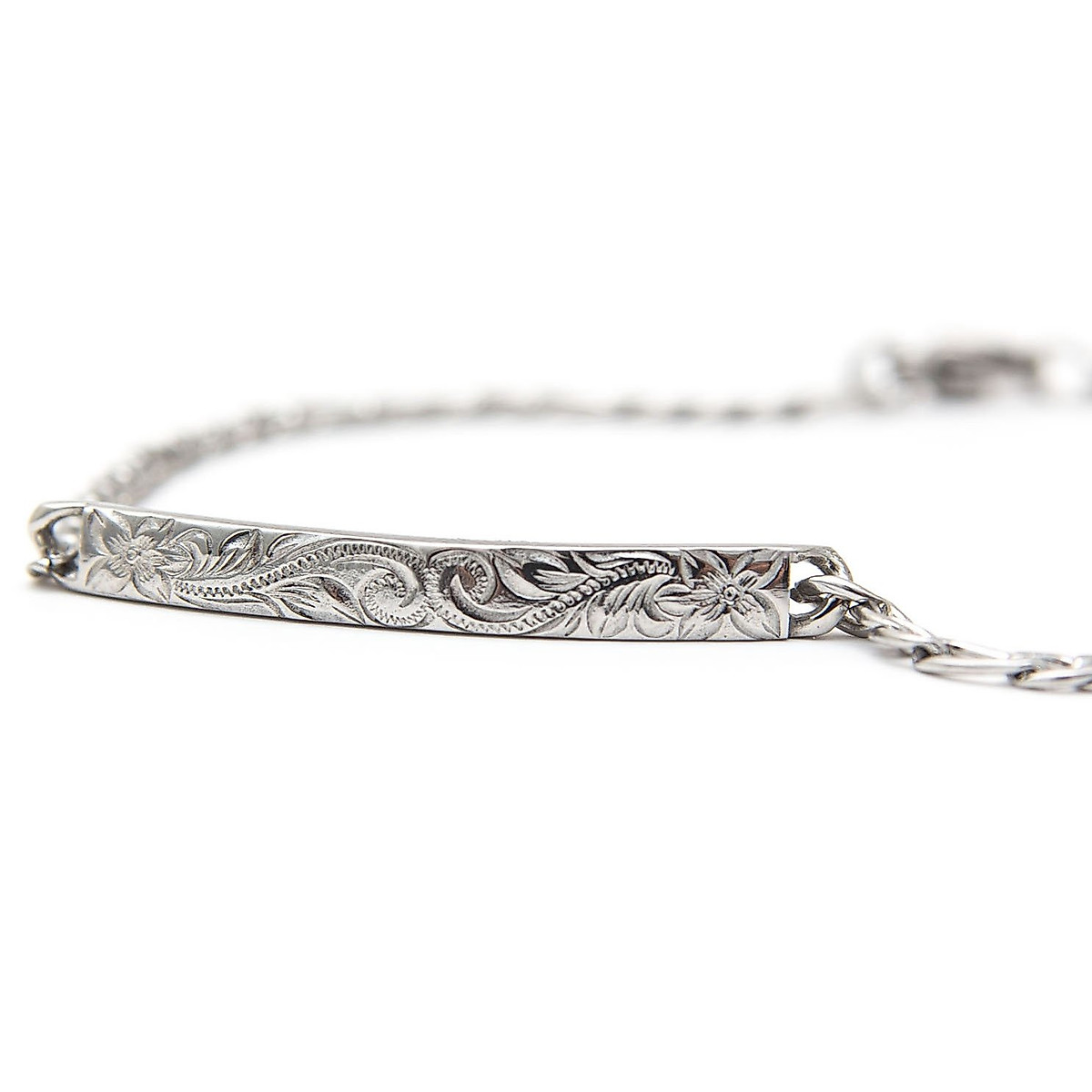 Hawaiian Bracelet by Austaras Jewelry - Sterling Silver Plated Shiny Stainless Steel Adjustable Chain and Hawaiian Surfer Style Hibiscus Flower Charm