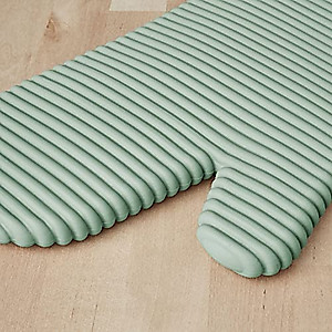 KitchenAid Ribbed Soft Silicone Oven Mitt Set, Pistachio 2 Count