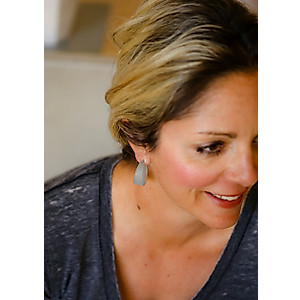 Lilac Purple Hoop Earrings | frosted retro style vintage lucite small marilyn hoops