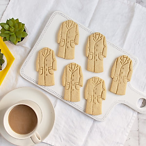 Laboratory Coat cookie cutter, 1 piece - Bakerlogy