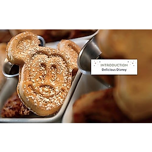 The Official Disney Parks Cookbook: 101 Magical Recipes from the Delicious Disney Vault