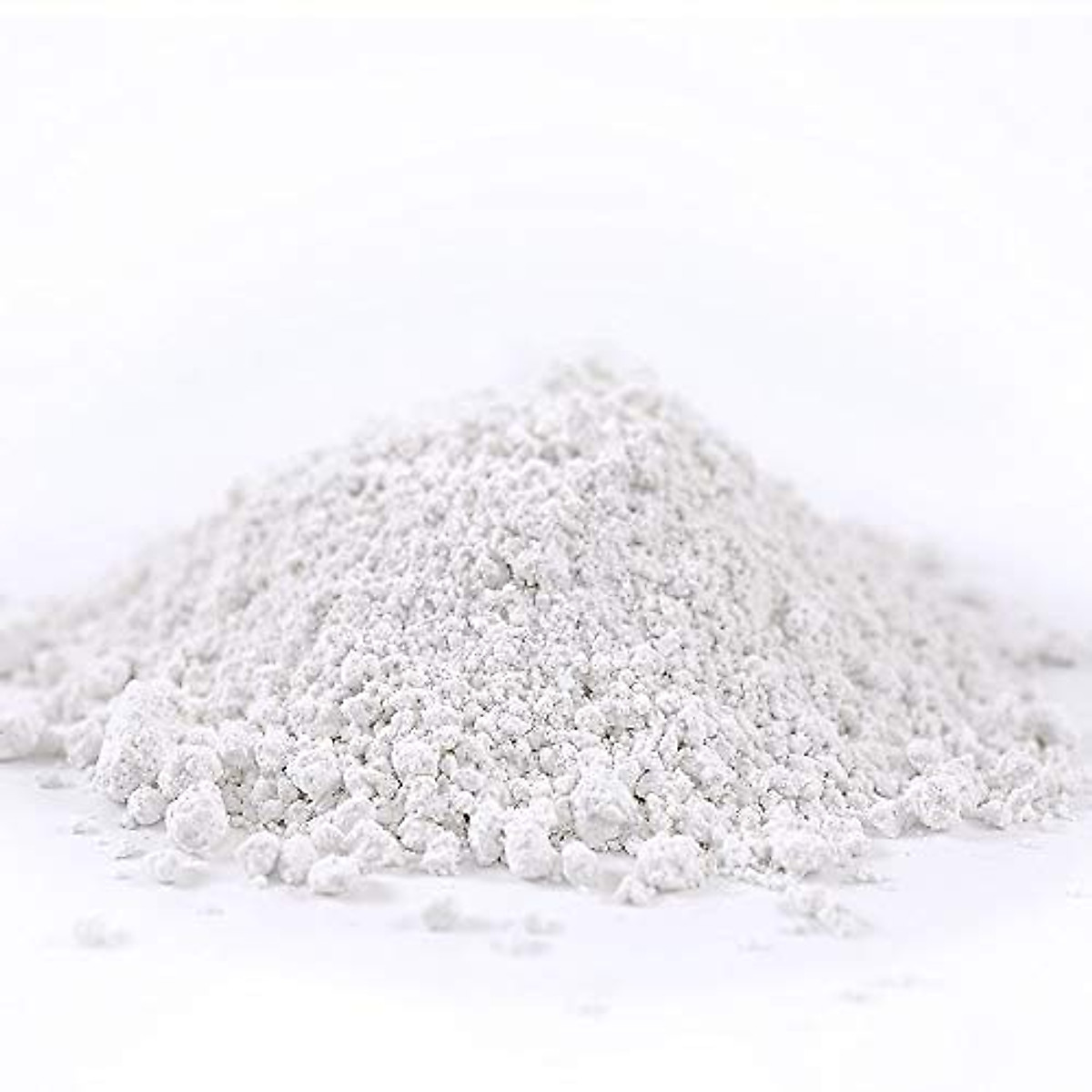 Huge Miniatures Weathering Powder, Pure White Pigment for Model Terrain Scenery and Vehicles by Huge Minis - 30ml Flip-Top Container