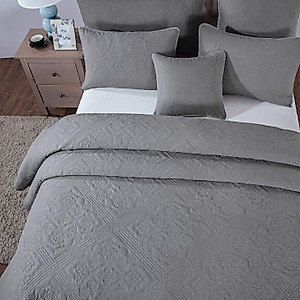 DaDa Bedding Stone Washed Grey Elegant Floral Bedspread - Matelassé Ash Silver Diamond Pattern Quilted Vintage Quilt Coverlet Set - Twin - 2-Pieces