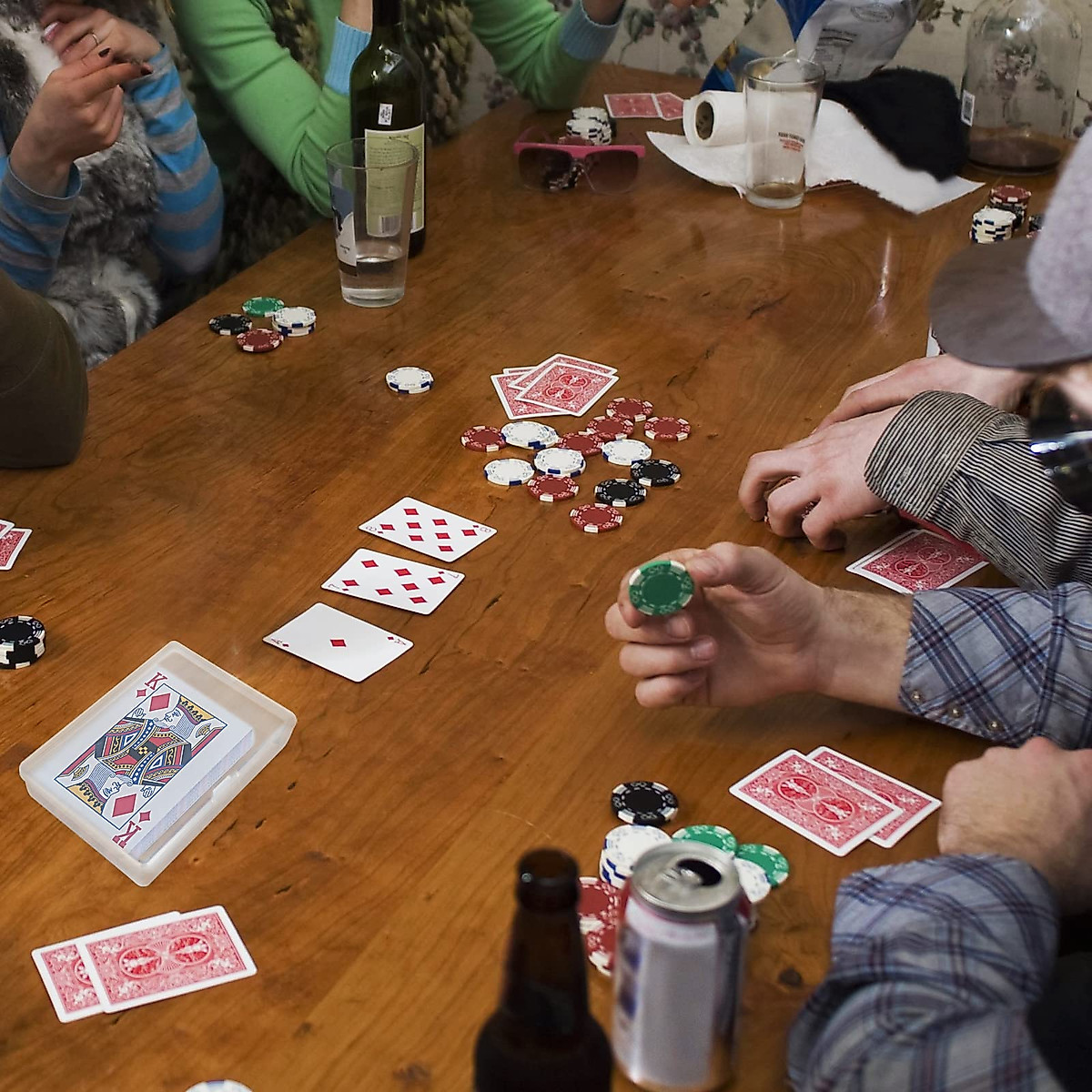 APACALI 24PCS Playing Card Case Clear Plastic Gaming Game Card Holder Organizer, Snaps Closed Clear Card Box Small Hard Plastic Card Storage Box, Empty Trading Card Storage Box 3.8x2.7x0.82 Inch