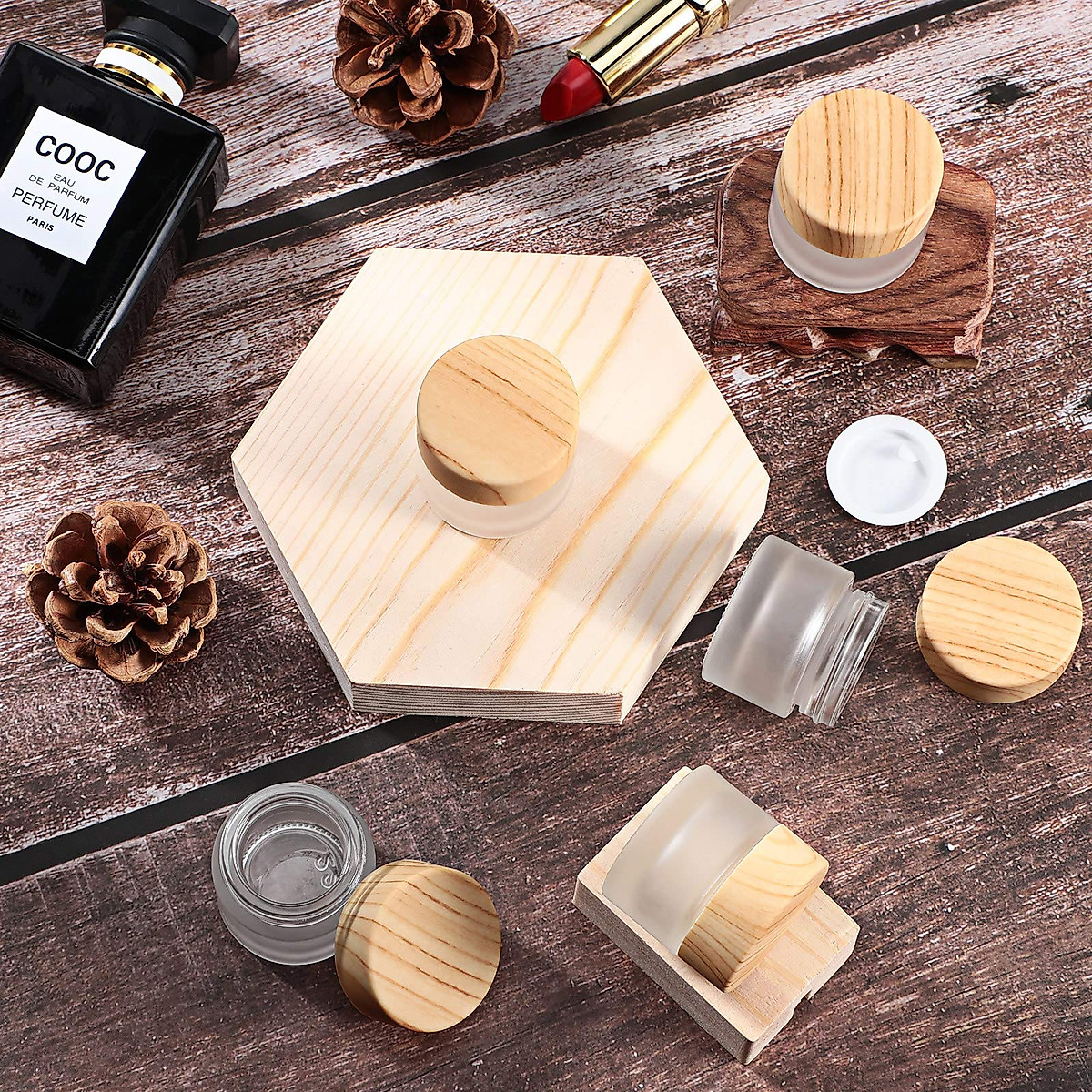 Glass Cosmetic Containers Empty Sample Jars with Leak Proof Lids Makeup Sample Containers for Lotion Cream Cosmetic (10 Pieces,5 Gram)