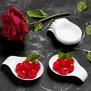 240 Comma Appetizer Spoon for Serving Desserts, Cakes, and Hors d'oeuvres plates - White Plastic Decorative Tasting Spoons, Reusable - White 240CT