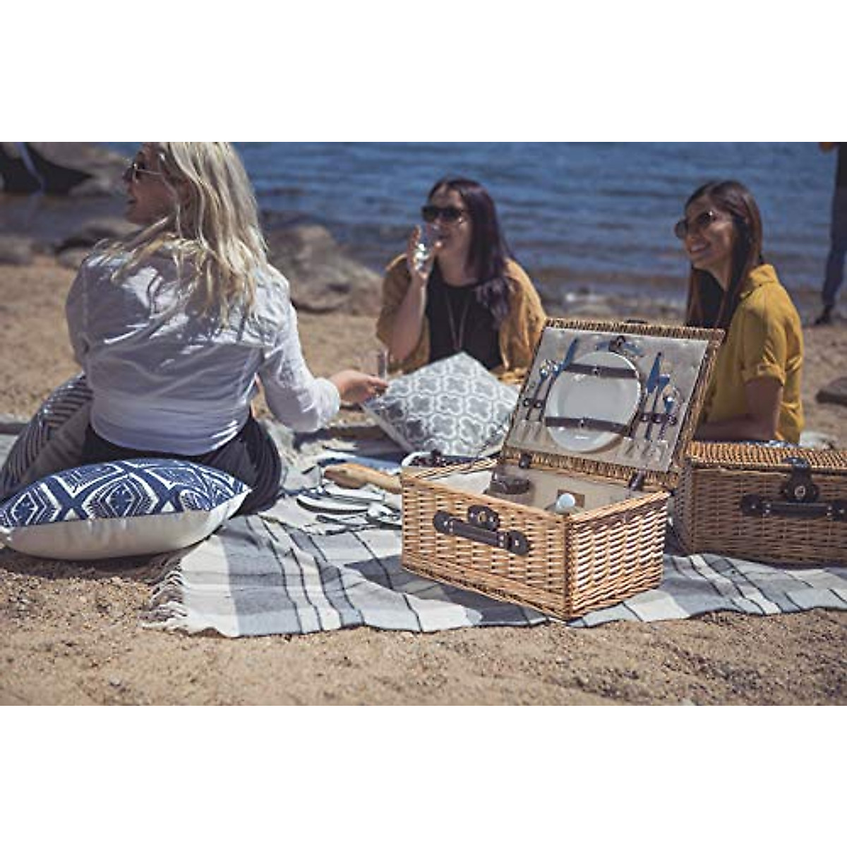 PICNIC TIME Classic Picnic Basket for 2, Romantic Picnic for 2, Wicker Picnic Set, (Beige Canvas)