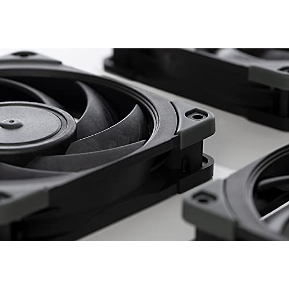 Noctua NF-A12x25 PWM chromax.Black.swap, Premium Quiet Fan, 4-Pin (120mm, Black)