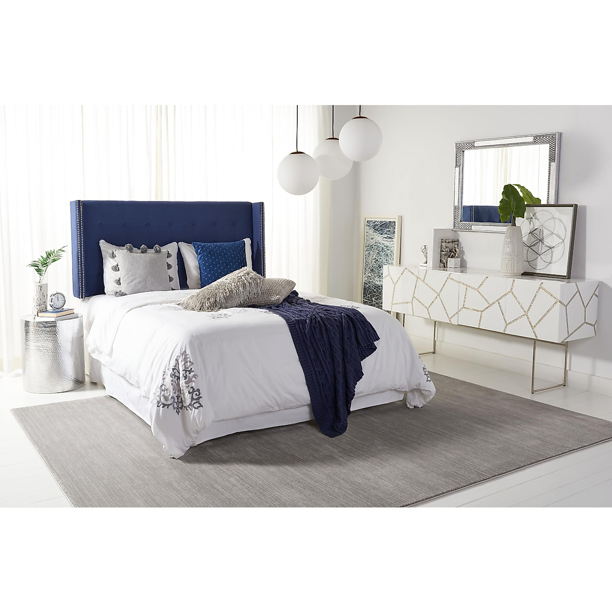 SAFAVIEH Vision Collection Area Rug - 8' x 10', Silver, Modern Ombre Tonal Chic Design, Non-Shedding & Easy Care, Ideal for High Traffic Areas in Living Room, Bedroom (VSN606G)