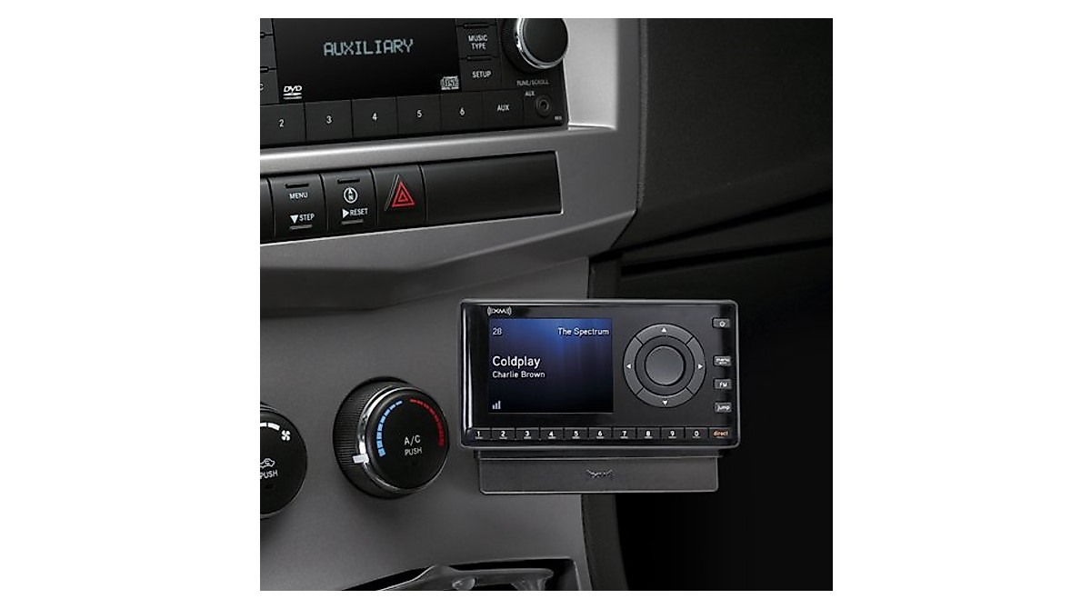 XM Onyx Dock & Play Car Radio - Easy Satellite Installation