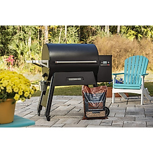 Traeger Grills Signature Blend 100% All-Natural Wood Pellets for Smokers and Pellet Grills, BBQ, Bake, Roast, and Grill, 20 lb. Bag