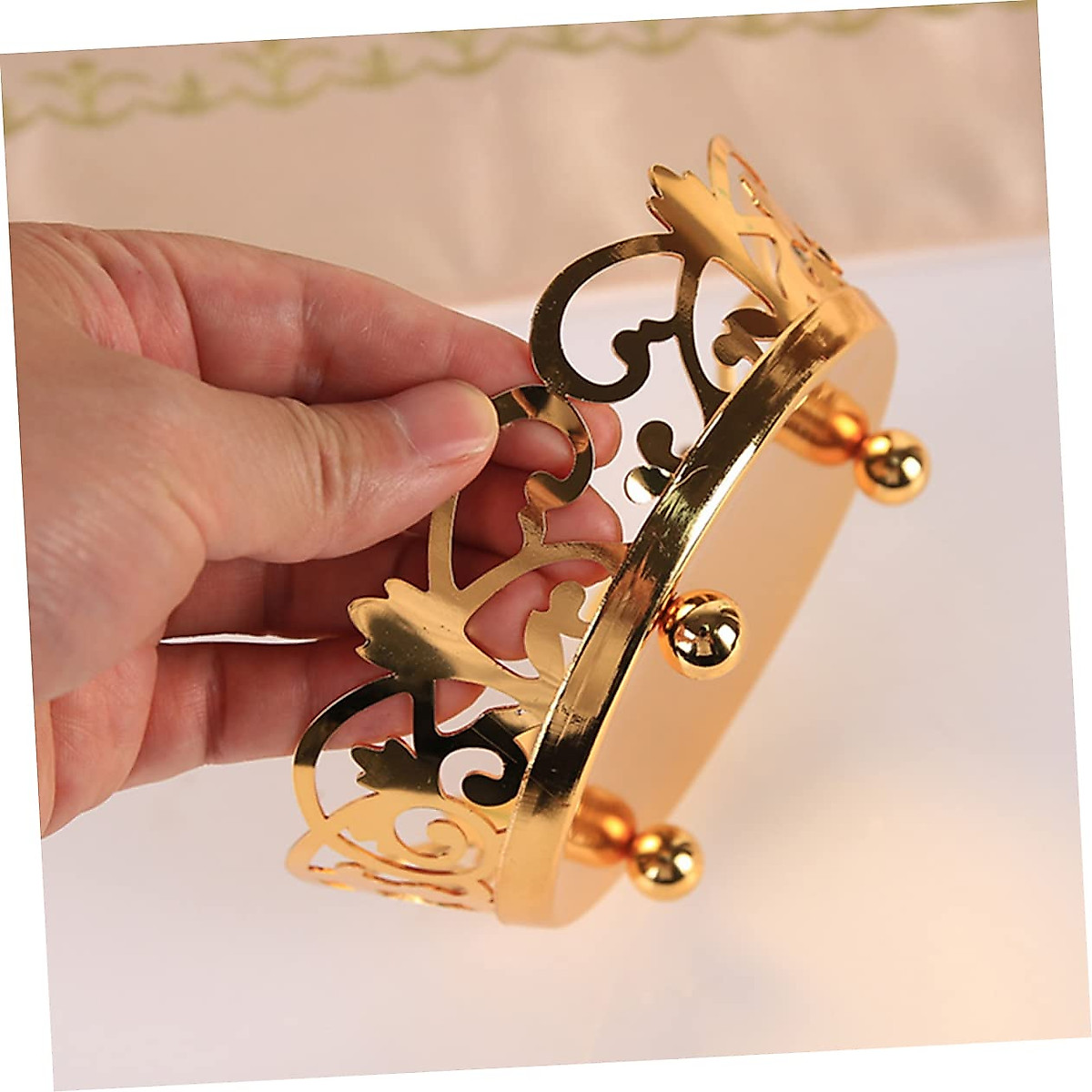 SHOWERORO Candy Dish Entryway Key Bowl Appetizer Tray Candy Nut Serving Container Dessert Serving Tray Cake Serving Plate Fruit Stand Vanity Tray Decorative Fruits Tray Iron Buffet Desk