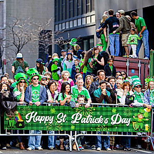 St Patrick's Day Decorations, St Patricks Day Outdoor Hanging Bunting Fan Flags, Large St Patricks Day Fence Banner, Irish Lucky Shamrock St Patricks Day Party Supplies for Garden Patio Parade