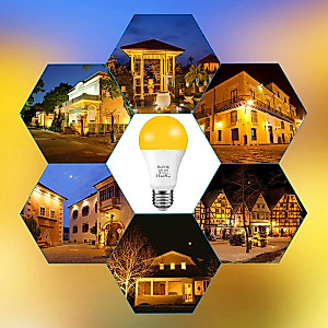 ProPOW Amber Yellow LED Light Bulb, 7W Dusk to Dawn Bulbs 40W Equivalent A19 Auto on/Off LED Bulbs Outdoor Lights 580 Lumens Porch Lights(Non-Dimmable,E26,2200K,2 Pack)